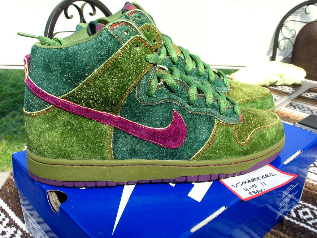 FS: DS – sz12 – Nike SB – Dunk Hi “Skunk” | DJ Guamstyles